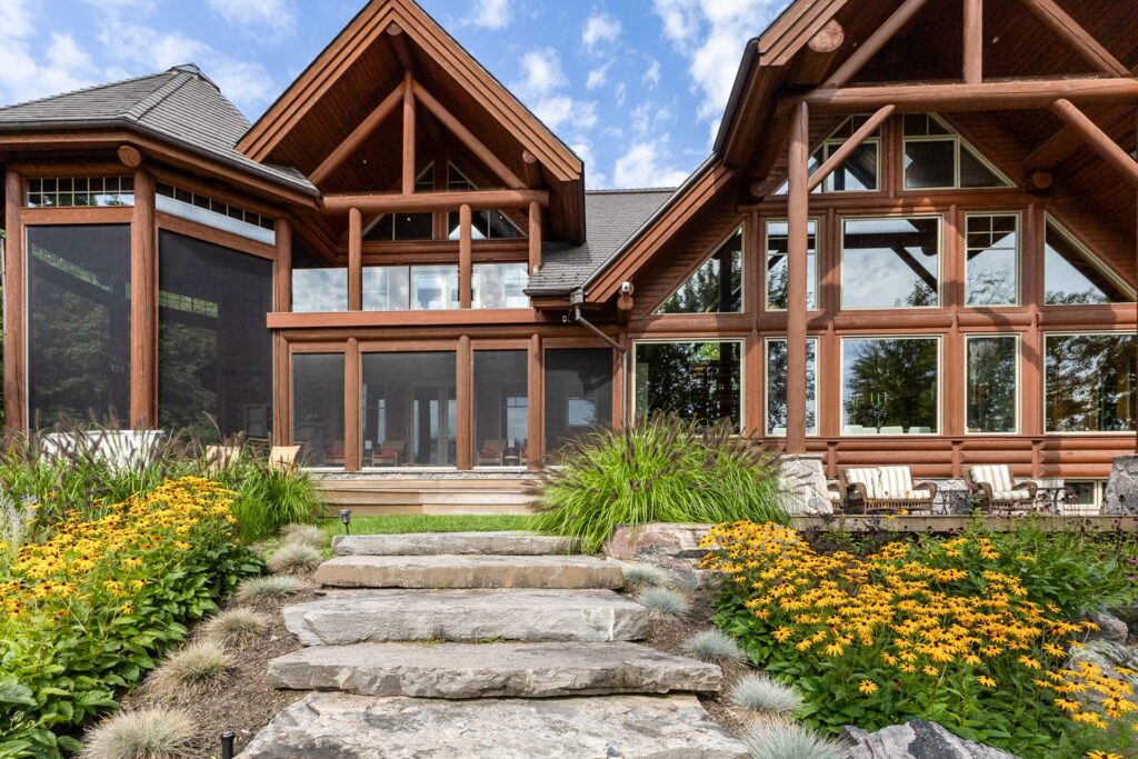 Cottage Vacations | Luxury & Family Rentals